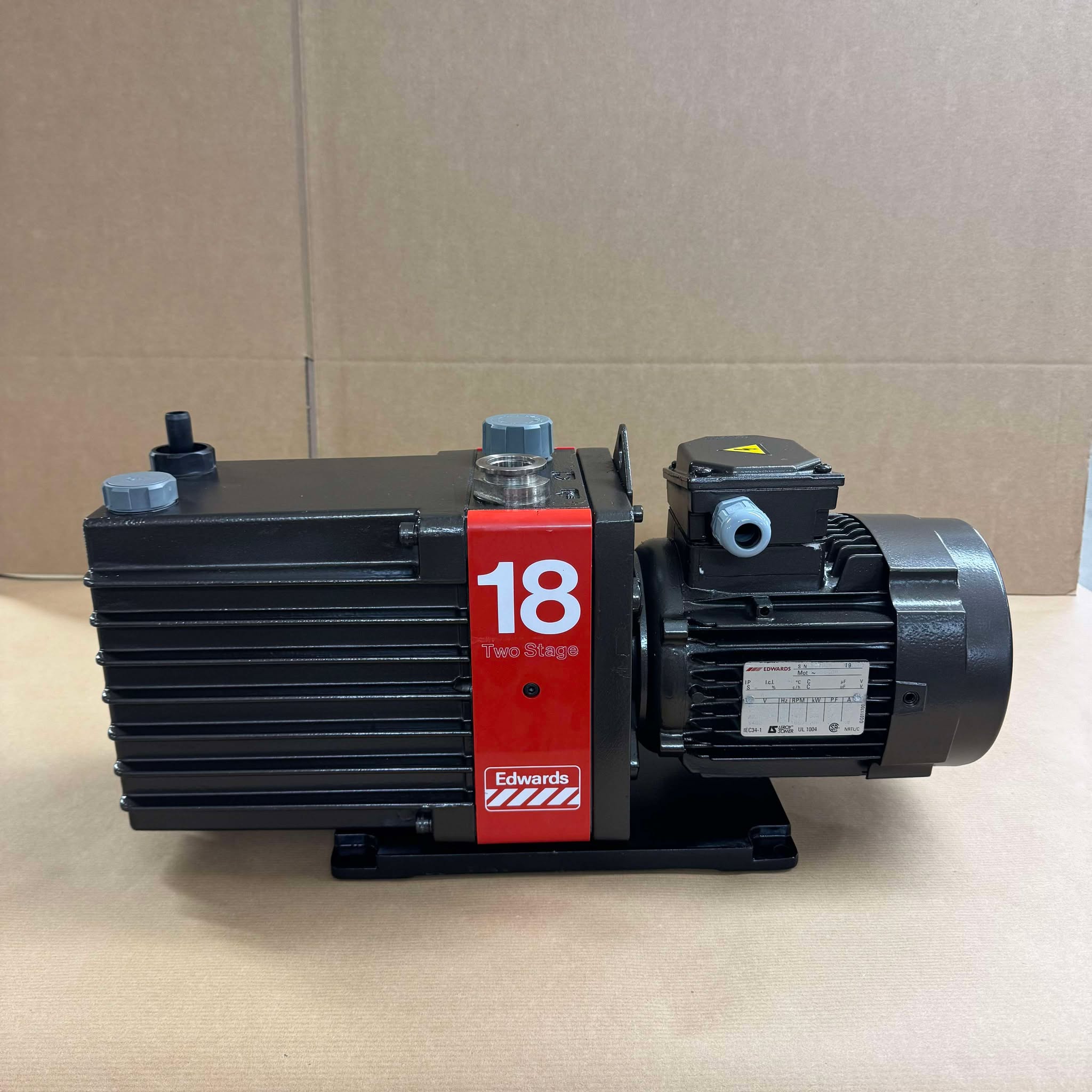 Reconditioned Edwards E2M18 Rotary Vane Pump – Island Scientific Shop